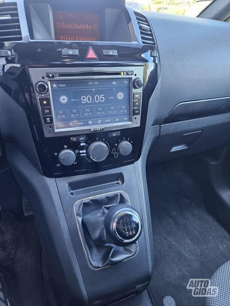Grey Opel Zafira 2011 in Kluonaliai, with an engine capacity of 1.70 L and mileage of 349 thousand km for 2470 €, photo 16 on AUTOMOTO.COM.LV