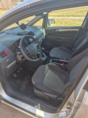 Pelēks Opel Zafira 2011 Rīga, ar dzinēja tilpumu 1.70 L un nobraukumu 343 tūkst. km par 2000 €, foto 4 vietnē AUTOMOTO.COM.LV