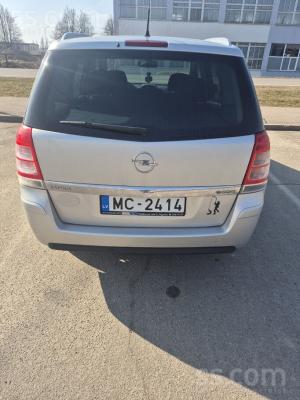 Pelēks Opel Zafira 2011 Rīga, ar dzinēja tilpumu 1.70 L un nobraukumu 343 tūkst. km par 2000 €, foto 9 vietnē AUTOMOTO.COM.LV