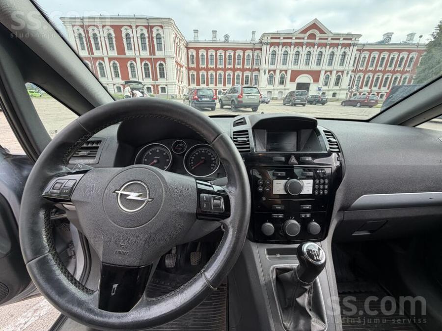 Pelēks Opel Zafira 2011 Jelgava, ar dzinēja tilpumu 1.70 L un nobraukumu 312 tūkst. km par 1699 €, foto 12 vietnē AUTOMOTO.COM.LV