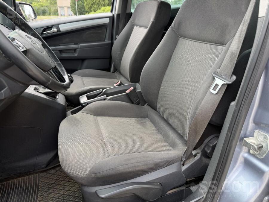 Pelēks Opel Zafira 2011 Jelgava, ar dzinēja tilpumu 1.70 L un nobraukumu 312 tūkst. km par 1699 €, foto 13 vietnē AUTOMOTO.COM.LV