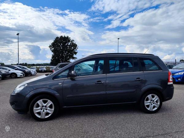 Pelēks Opel Zafira 2011 Marijampole, ar dzinēja tilpumu 1.60 L un nobraukumu 187 tūkst. km par 2850 €, foto 1 vietnē AUTOMOTO.COM.LV