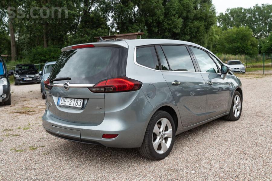 Pelēks Opel Zafira 2011 Liepāja, ar dzinēja tilpumu 2.00 L un nobraukumu 307 tūkst. km par 4700 €, foto 5 vietnē AUTOMOTO.COM.LV