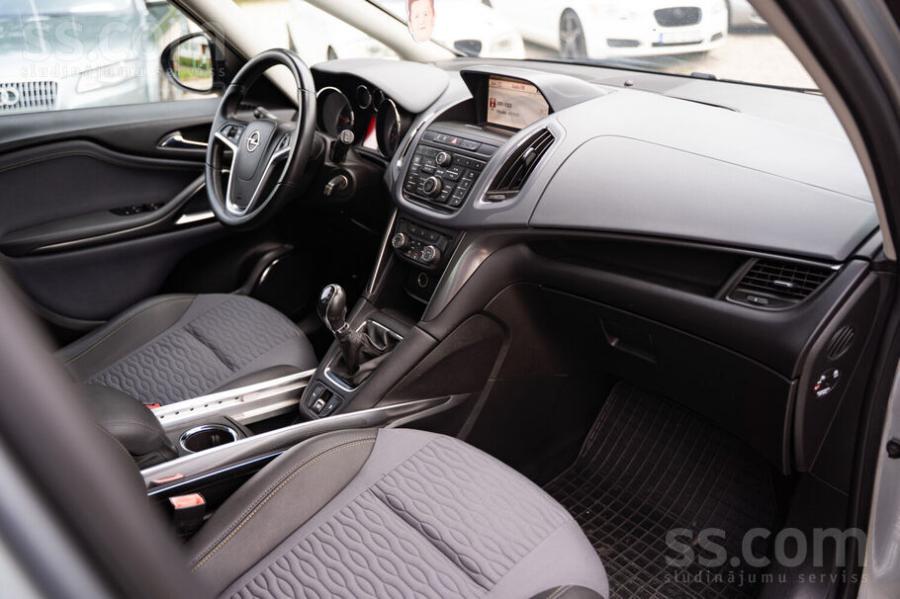 Pelēks Opel Zafira 2011 Liepāja, ar dzinēja tilpumu 2.00 L un nobraukumu 307 tūkst. km par 4700 €, foto 11 vietnē AUTOMOTO.COM.LV