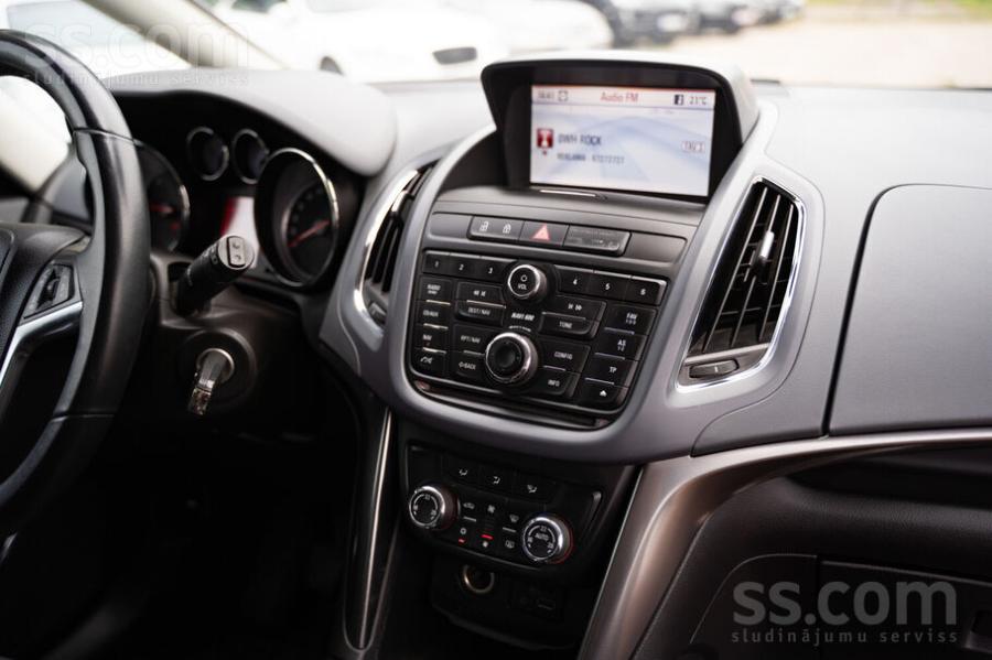 Pelēks Opel Zafira 2011 Liepāja, ar dzinēja tilpumu 2.00 L un nobraukumu 307 tūkst. km par 4700 €, foto 17 vietnē AUTOMOTO.COM.LV