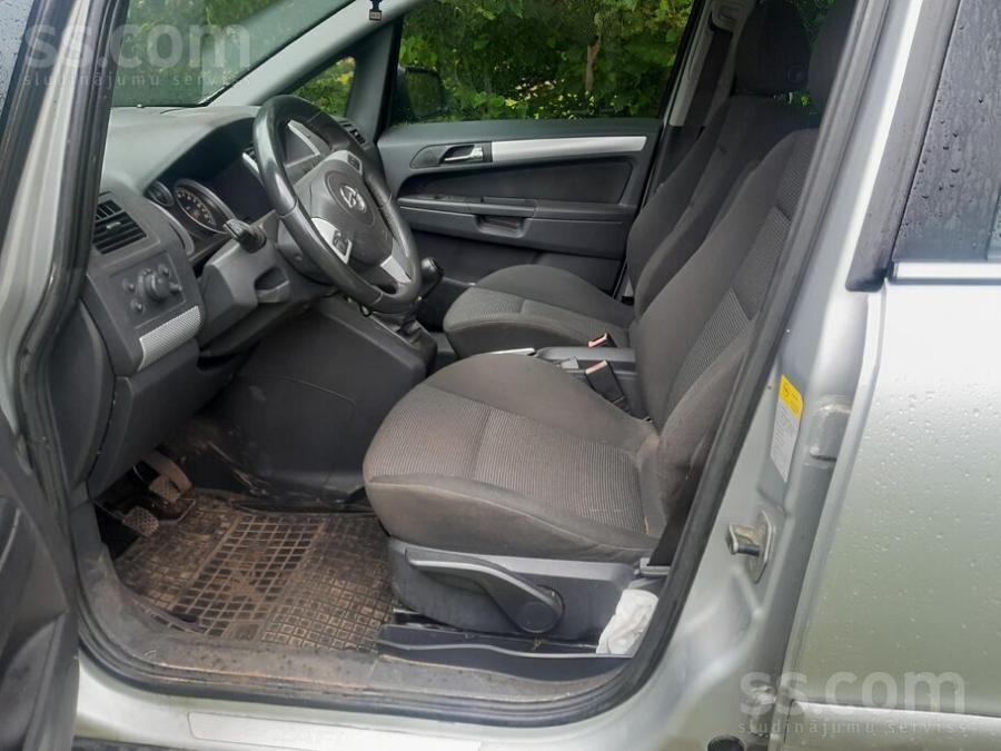 Pelēks Opel Zafira 2011 Rīga, ar dzinēja tilpumu 1.70 L un nobraukumu 288 tūkst. km par 2200 €, foto 7 vietnē AUTOMOTO.COM.LV