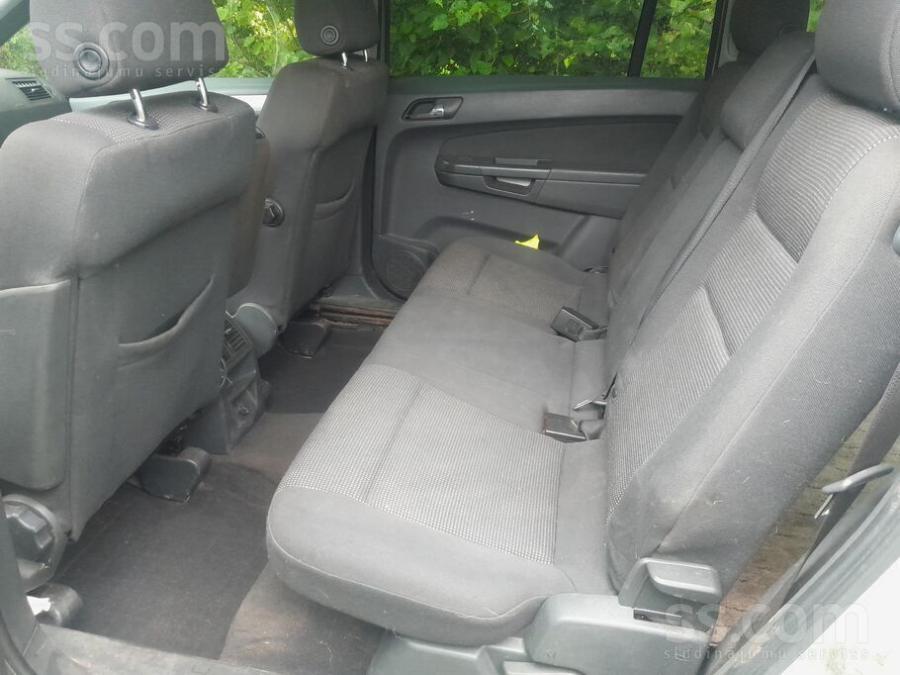Pelēks Opel Zafira 2011 Rīga, ar dzinēja tilpumu 1.70 L un nobraukumu 288 tūkst. km par 2200 €, foto 8 vietnē AUTOMOTO.COM.LV