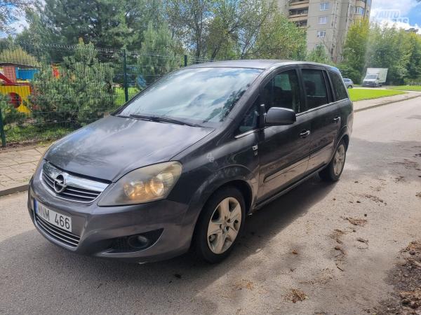 Grey Opel Zafira 2011 in Kaunas, with an engine capacity of 1.70 L and mileage of 312 thousand km for 750 €, photo 1 on AUTOMOTO.COM.LV