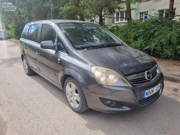 Grey Opel Zafira 2011 in Kaunas, with an engine capacity of 1.70 L and mileage of 312 thousand km for 750 €, photo 3 on AUTOMOTO.COM.LV