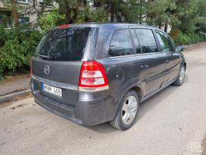 Grey Opel Zafira 2011 in Kaunas, with an engine capacity of 1.70 L and mileage of 312 thousand km for 750 €, photo 5 on AUTOMOTO.COM.LV