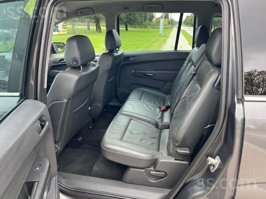 Pelēks Opel Zafira 2011 Limbaži, ar dzinēja tilpumu 1.80 L un nobraukumu 193 tūkst. km par 4950 €, foto 11 vietnē AUTOMOTO.COM.LV
