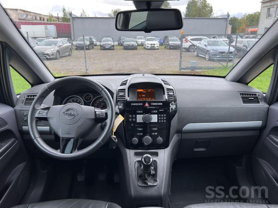 Pelēks Opel Zafira 2011 Limbaži, ar dzinēja tilpumu 1.80 L un nobraukumu 193 tūkst. km par 4950 €, foto 14 vietnē AUTOMOTO.COM.LV