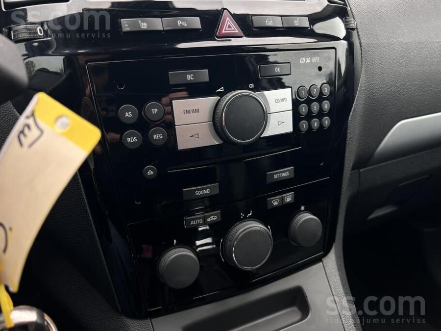 Pelēks Opel Zafira 2011 Limbaži, ar dzinēja tilpumu 1.80 L un nobraukumu 193 tūkst. km par 4950 €, foto 17 vietnē AUTOMOTO.COM.LV