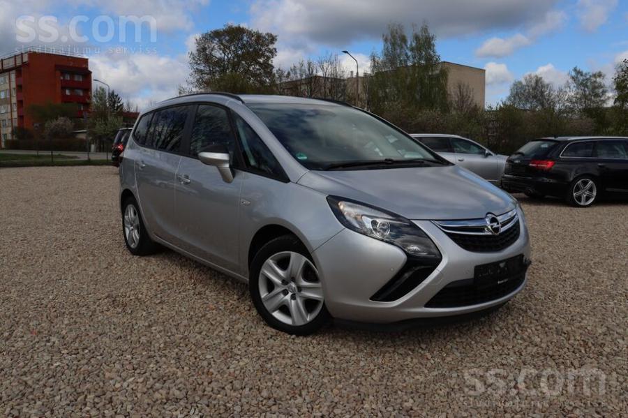Pelēks Opel Zafira 2012 Gulbene, ar dzinēja tilpumu 1.40 L un nobraukumu 0 tūkst. km par 7990 €, foto 2 vietnē AUTOMOTO.COM.LV