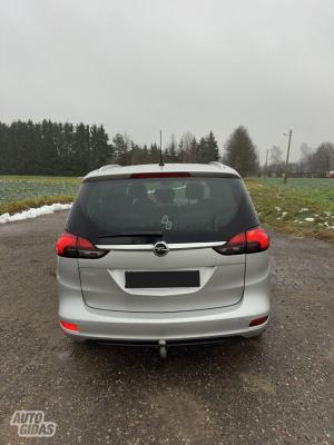 Pelēks Opel Zafira 2012 Šakiai, ar dzinēja tilpumu 1.90 L un nobraukumu 329 tūkst. km par 3300 €, foto 5 vietnē AUTOMOTO.COM.LV