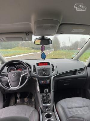 Pelēks Opel Zafira 2012 Šakiai, ar dzinēja tilpumu 1.90 L un nobraukumu 329 tūkst. km par 3300 €, foto 7 vietnē AUTOMOTO.COM.LV