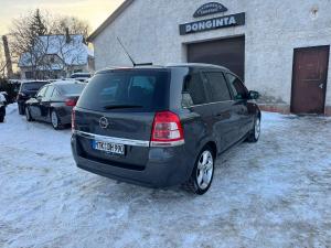 Grey Opel Zafira 2012 in Jurbarkas, with an engine capacity of 1.70 L and mileage of 236 thousand km for 3750 €, photo 5 on AUTOMOTO.COM.LV