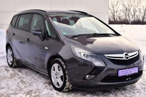 Grey Opel Zafira 2012 in Kretinga, with an engine capacity of 2.00 L and mileage of 212 thousand km for 5999 €, photo 4 on AUTOMOTO.COM.LV