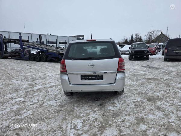 Pelēks Opel Zafira 2012 Ukmergė, ar dzinēja tilpumu 1.69 L un nobraukumu 210 tūkst. km par 2750 €, foto 5 vietnē AUTOMOTO.COM.LV