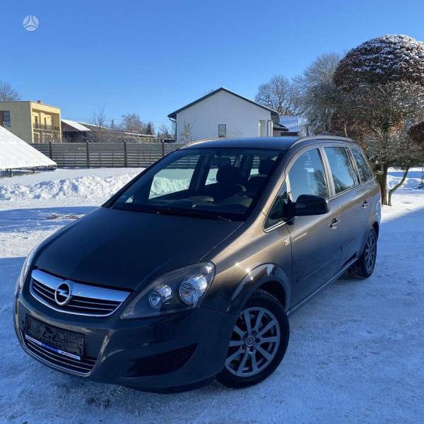 Grey Opel Zafira 2012 in Marijampole, with an engine capacity of 1.69 L and mileage of 179 thousand km for 4050 €, photo 1 on AUTOMOTO.COM.LV