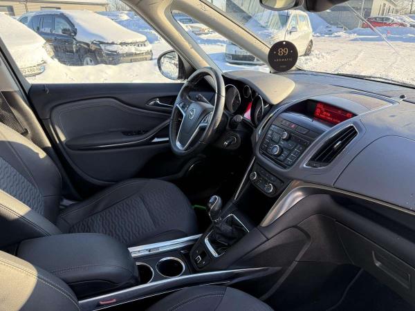 Pelēks Opel Zafira 2012 Tauragė, ar dzinēja tilpumu 2.00 L un nobraukumu 261 tūkst. km par 4200 €, foto 8 vietnē AUTOMOTO.COM.LV