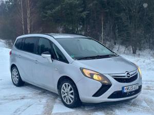 Grey Opel Zafira 2012 in Vilnius, with an engine capacity of 2.00 L and mileage of 334 thousand km for 4700 €, photo  on AUTOMOTO.COM.LV