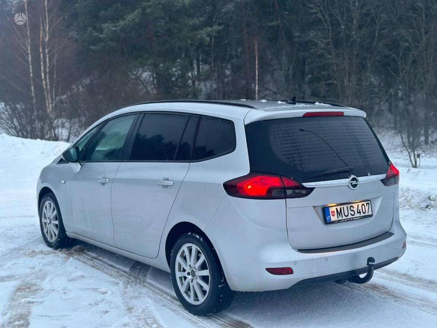 Pelēks Opel Zafira 2012 Viļņa, ar dzinēja tilpumu 2.00 L un nobraukumu 334 tūkst. km par 4700 €, foto 2 vietnē AUTOMOTO.COM.LV