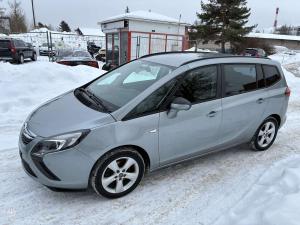 Grey Opel Zafira 2012 in Siauliai, with an engine capacity of 1.96 L and mileage of 230 thousand km for 4650 €, photo 2 on AUTOMOTO.COM.LV