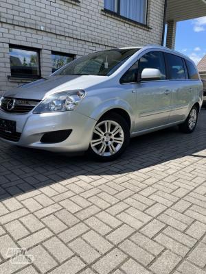 Pelēks Opel Zafira 2012 Kauņa, ar dzinēja tilpumu 1.70 L un nobraukumu 211 tūkst. km par 3600 €, foto 4 vietnē AUTOMOTO.COM.LV