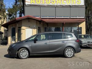 Grey Opel Zafira 2012 in Riga, with an engine capacity of 2.00 L and mileage of 257 thousand km for 6250 €, photo  on AUTOMOTO.COM.LV