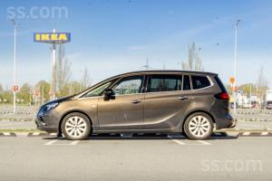 Pelēks Opel Zafira 2012 Rīga, ar dzinēja tilpumu 2.00 L un nobraukumu 313 tūkst. km par 4590 €, foto 5 vietnē AUTOMOTO.COM.LV