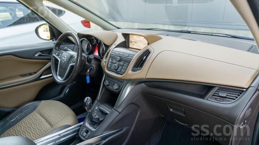 Pelēks Opel Zafira 2012 Rīga, ar dzinēja tilpumu 2.00 L un nobraukumu 313 tūkst. km par 4590 €, foto 11 vietnē AUTOMOTO.COM.LV