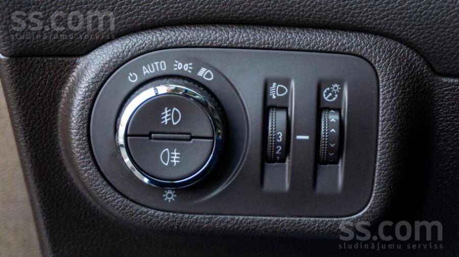 Pelēks Opel Zafira 2012 Rīga, ar dzinēja tilpumu 2.00 L un nobraukumu 313 tūkst. km par 4590 €, foto 26 vietnē AUTOMOTO.COM.LV