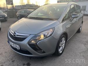Grey Opel Zafira 2012 in Riga, with an engine capacity of 2.00 L and mileage of 0 thousand km for 5690 €, photo 3 on AUTOMOTO.COM.LV