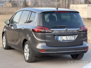 Pelēks Opel Zafira 2012 Ogre, ar dzinēja tilpumu 2.00 L un nobraukumu 236 tūkst. km par 5700 €, foto 5 vietnē AUTOMOTO.COM.LV