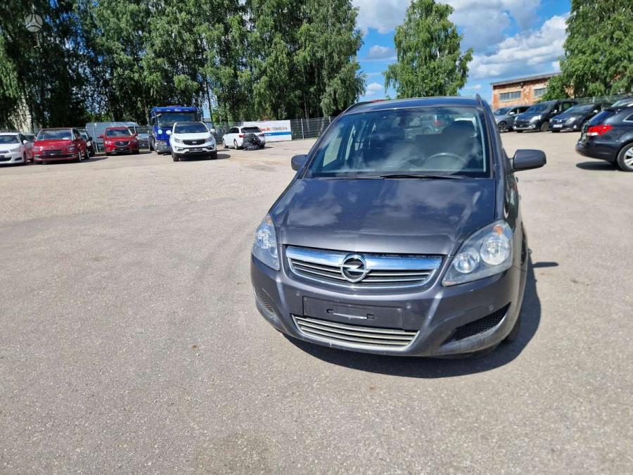 Pelēks Opel Zafira 2012 Ukmergė, ar dzinēja tilpumu 1.69 L un nobraukumu 200 tūkst. km par 1700 €, foto 3 vietnē AUTOMOTO.COM.LV