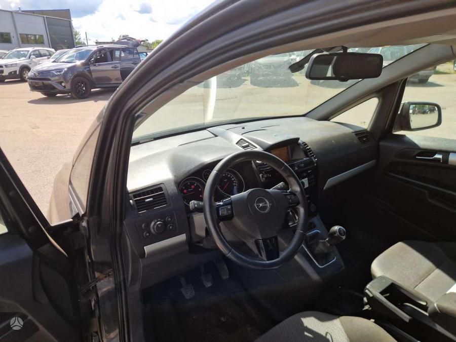 Pelēks Opel Zafira 2012 Ukmergė, ar dzinēja tilpumu 1.69 L un nobraukumu 200 tūkst. km par 1700 €, foto 17 vietnē AUTOMOTO.COM.LV