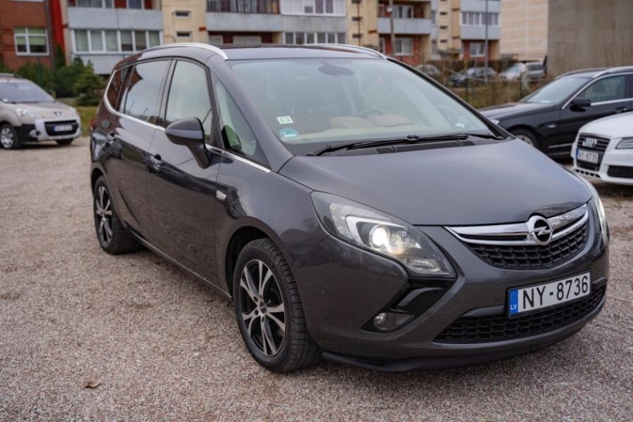 Pelēks Opel Zafira 2012 Rīga, ar dzinēja tilpumu 2.00 L un nobraukumu 272 tūkst. km par 6900 €, foto 5 vietnē AUTOMOTO.COM.LV