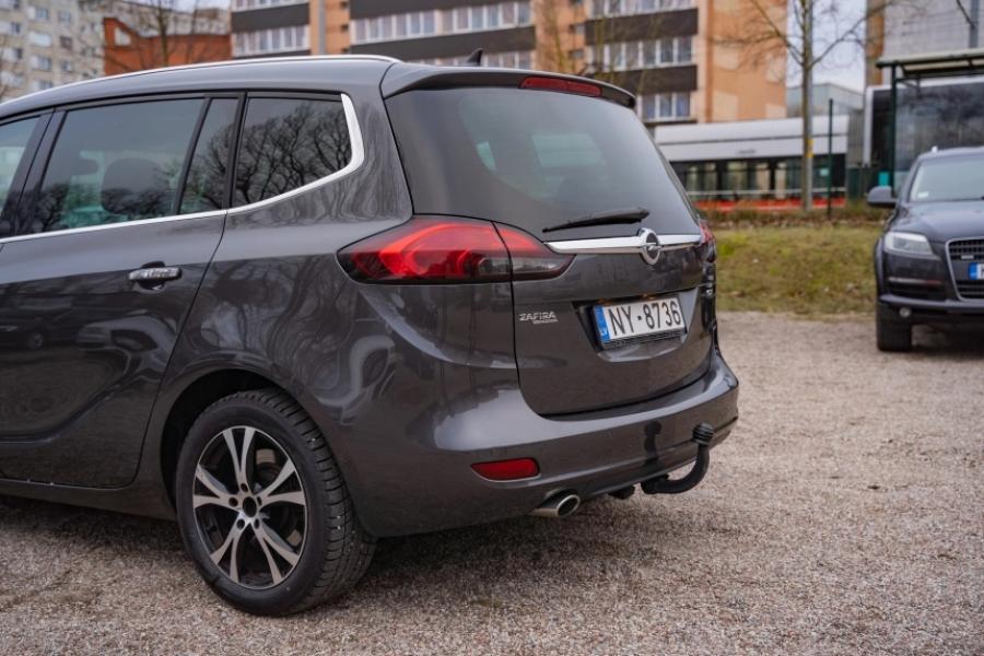 Pelēks Opel Zafira 2012 Rīga, ar dzinēja tilpumu 2.00 L un nobraukumu 272 tūkst. km par 6900 €, foto 12 vietnē AUTOMOTO.COM.LV