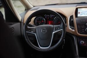 Pelēks Opel Zafira 2012 Rīga, ar dzinēja tilpumu 2.00 L un nobraukumu 272 tūkst. km par 6900 €, foto 19 vietnē AUTOMOTO.COM.LV