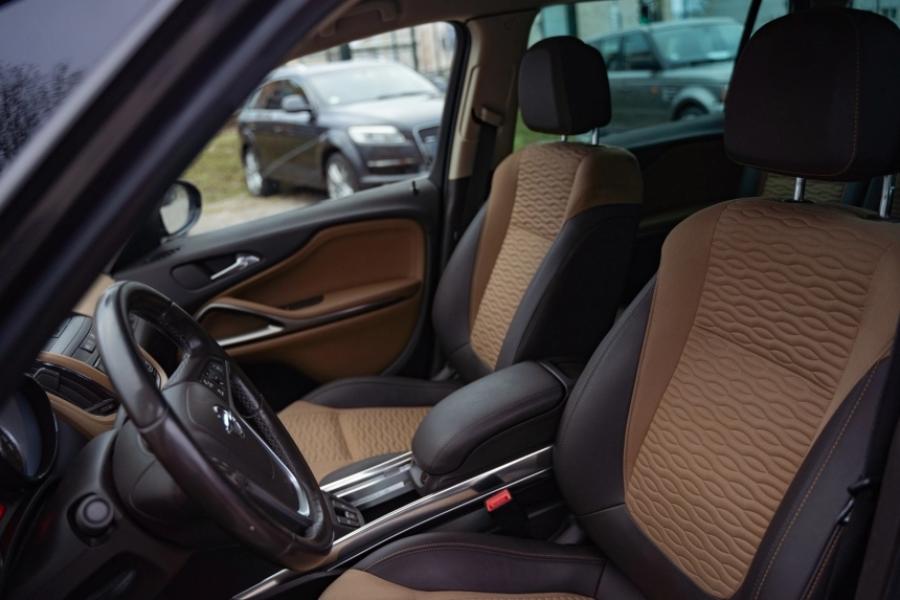 Pelēks Opel Zafira 2012 Rīga, ar dzinēja tilpumu 2.00 L un nobraukumu 272 tūkst. km par 6900 €, foto 23 vietnē AUTOMOTO.COM.LV