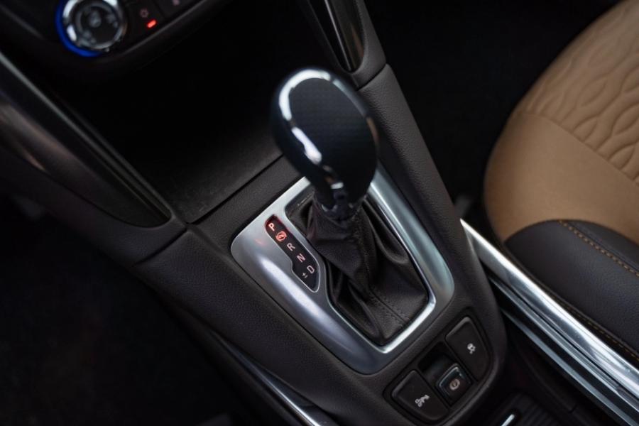 Pelēks Opel Zafira 2012 Rīga, ar dzinēja tilpumu 2.00 L un nobraukumu 272 tūkst. km par 6900 €, foto 28 vietnē AUTOMOTO.COM.LV