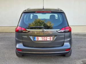 Pelēks Opel Zafira 2012 Ogre, ar dzinēja tilpumu 1.40 L un nobraukumu 188 tūkst. km par 5950 €, foto 8 vietnē AUTOMOTO.COM.LV
