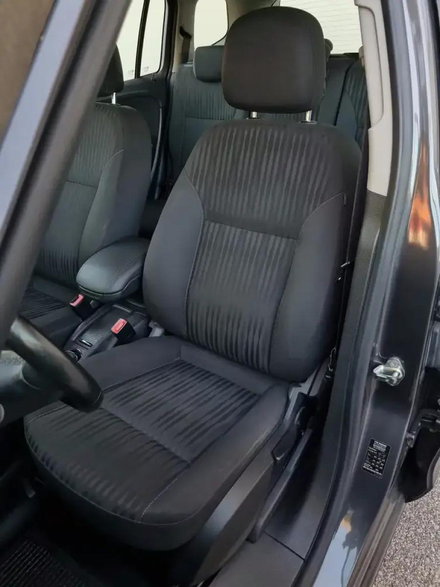 Pelēks Opel Zafira 2012 Ogre, ar dzinēja tilpumu 1.40 L un nobraukumu 188 tūkst. km par 5950 €, foto 17 vietnē AUTOMOTO.COM.LV