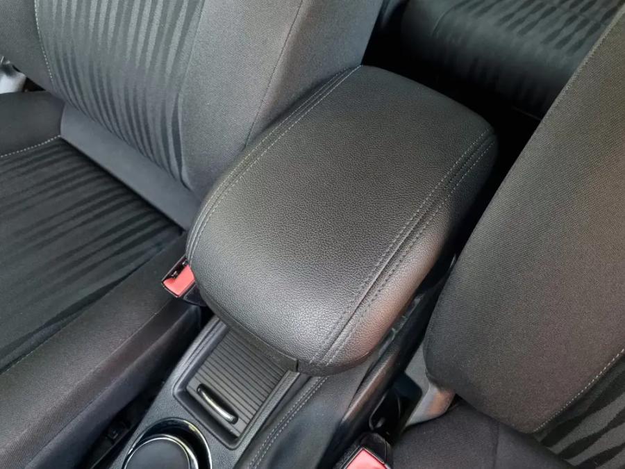 Pelēks Opel Zafira 2012 Ogre, ar dzinēja tilpumu 1.40 L un nobraukumu 188 tūkst. km par 5950 €, foto 24 vietnē AUTOMOTO.COM.LV
