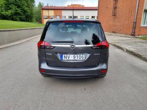 Grey Opel Zafira 2012 in Jekabpils, with an engine capacity of 2.00 L and mileage of 249 thousand km for 6250 €, photo 9 on AUTOMOTO.COM.LV