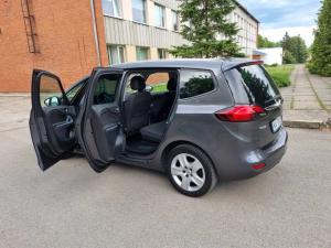 Grey Opel Zafira 2012 in Jekabpils, with an engine capacity of 2.00 L and mileage of 249 thousand km for 6250 €, photo 15 on AUTOMOTO.COM.LV