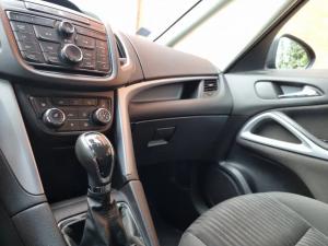 Grey Opel Zafira 2012 in Jekabpils, with an engine capacity of 2.00 L and mileage of 249 thousand km for 6250 €, photo 29 on AUTOMOTO.COM.LV