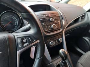 Grey Opel Zafira 2012 in Jekabpils, with an engine capacity of 2.00 L and mileage of 249 thousand km for 6250 €, photo 32 on AUTOMOTO.COM.LV