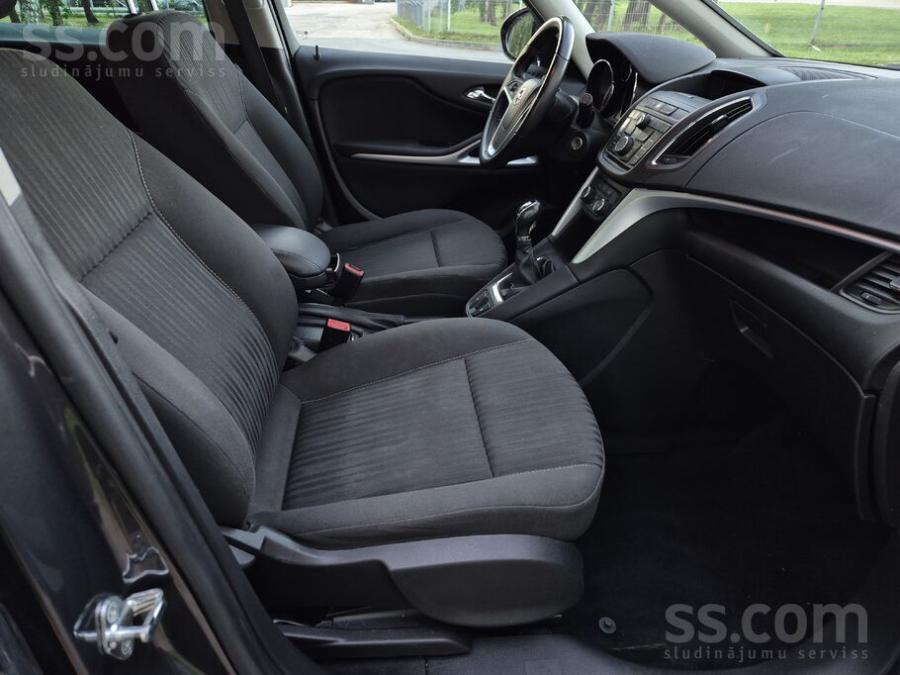 Pelēks Opel Zafira 2012 Rīga, ar dzinēja tilpumu 1.70 L un nobraukumu 0 tūkst. km par 4590 €, foto 22 vietnē AUTOMOTO.COM.LV